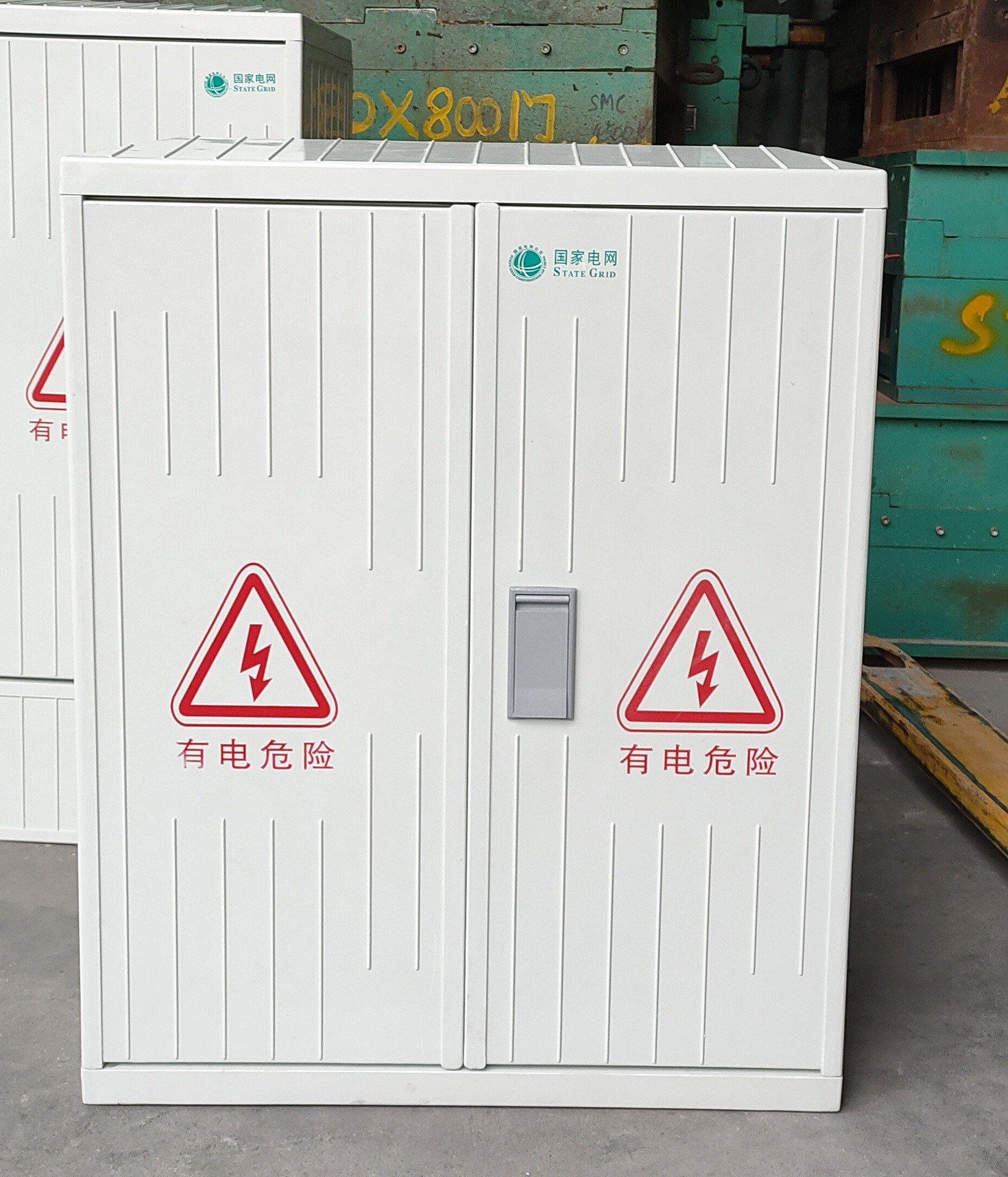 IP65 Waterproof Fiberglass Enclosure Box UV Resistant SMC Fully Insulated